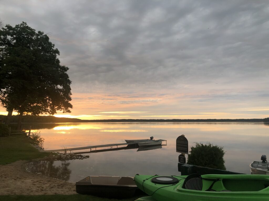 Northern Michigan Cabin Resort Lodging - Photos!